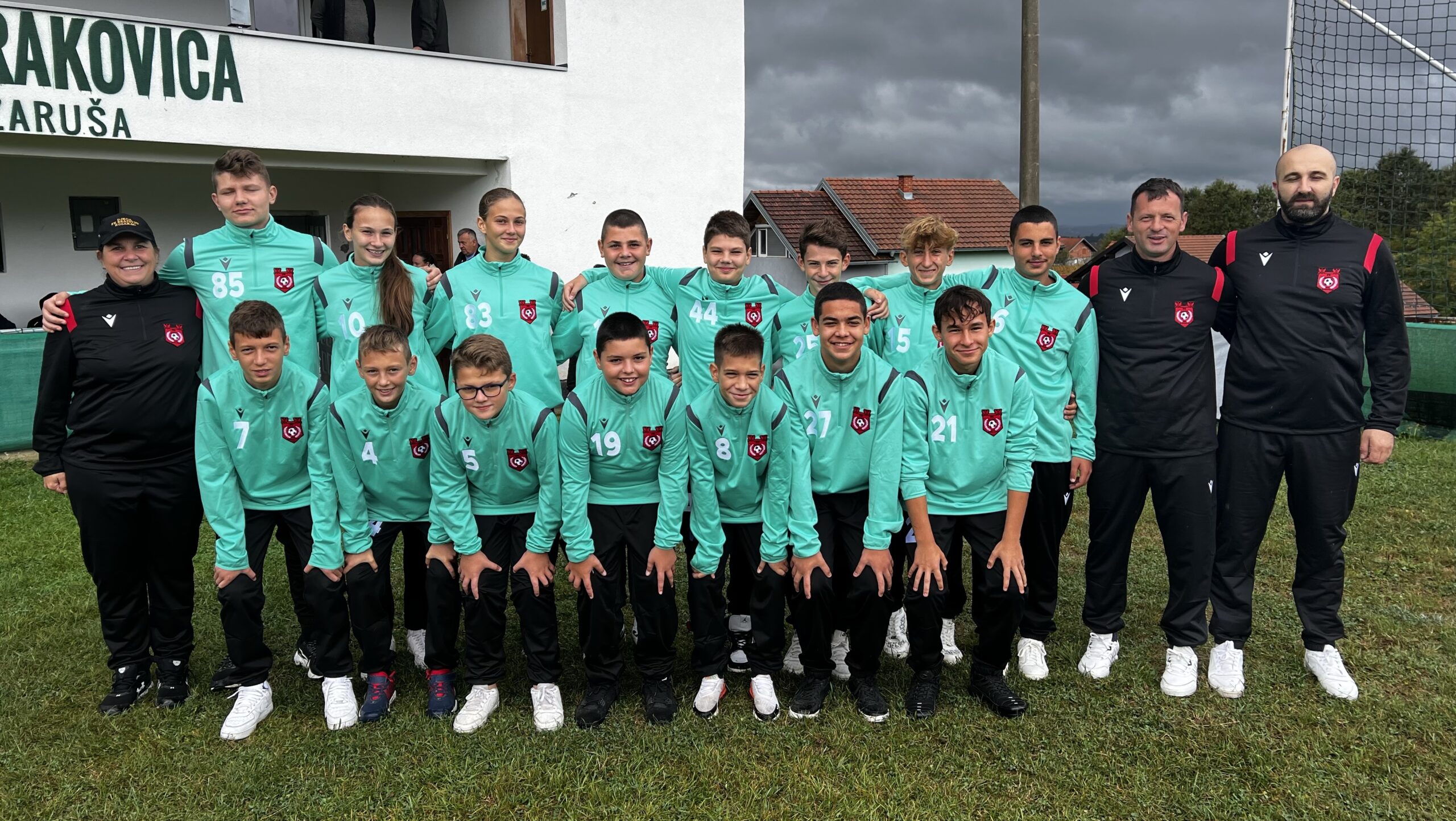 Pioniri FK Bratstva upisali prva tri boda, gostujuća ekipa otkazala je susret - Kozarac.ba